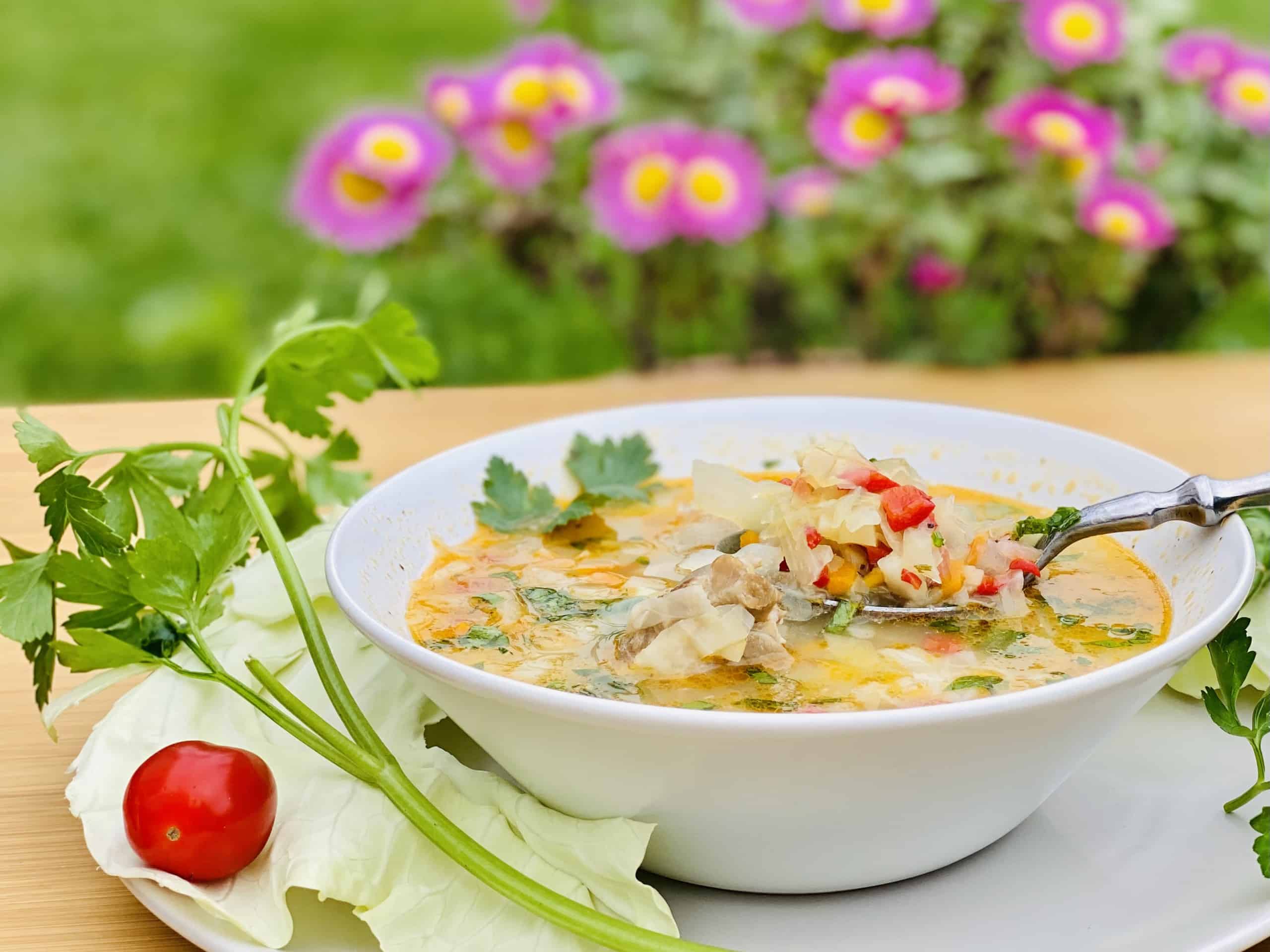 Ciorba de varza dulce cu oase de porc - Pofta de ceva bun