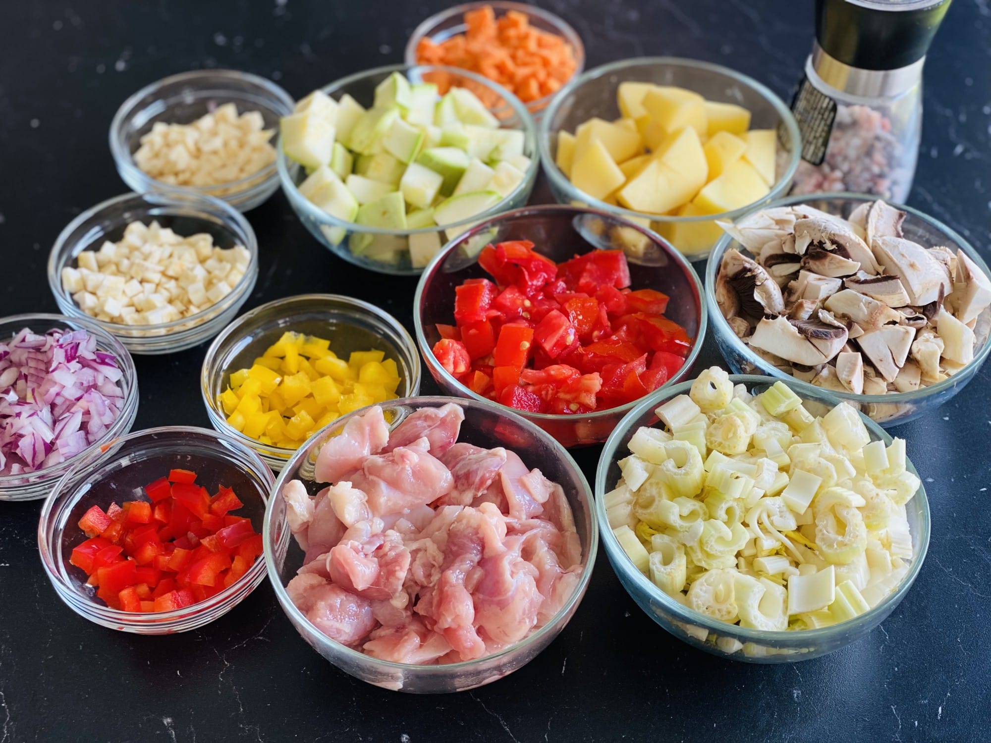 Ghiveci de legume cu telina apio si carne de pui - Pofta de ceva bun