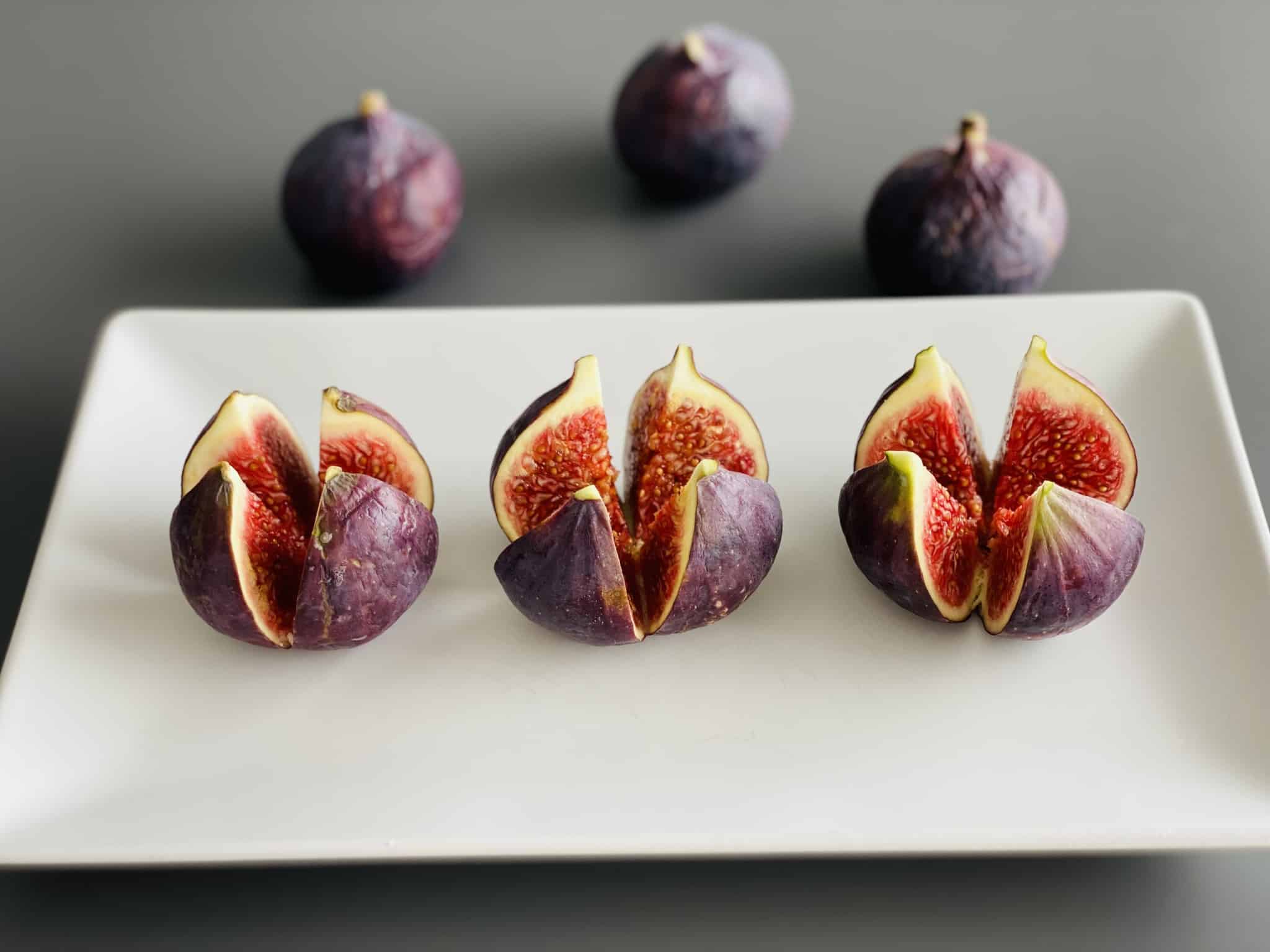 Smochine umplute cu branza de capra si nuca – fara coacere - Pofta de ...